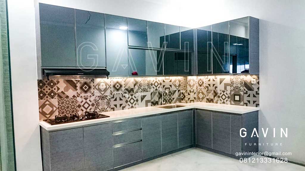 contoh kabinet dapur pintu kaca | Kitchen Set Jakarta